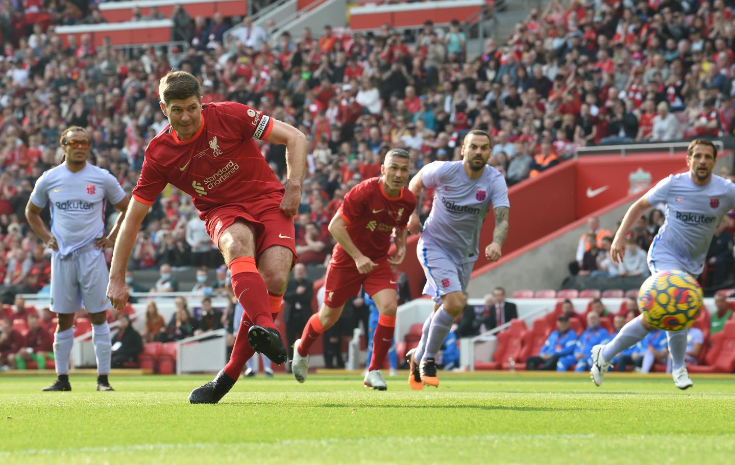Liverpool FC — Steven Gerrard added to LFC Legends squad for Celtic ...
