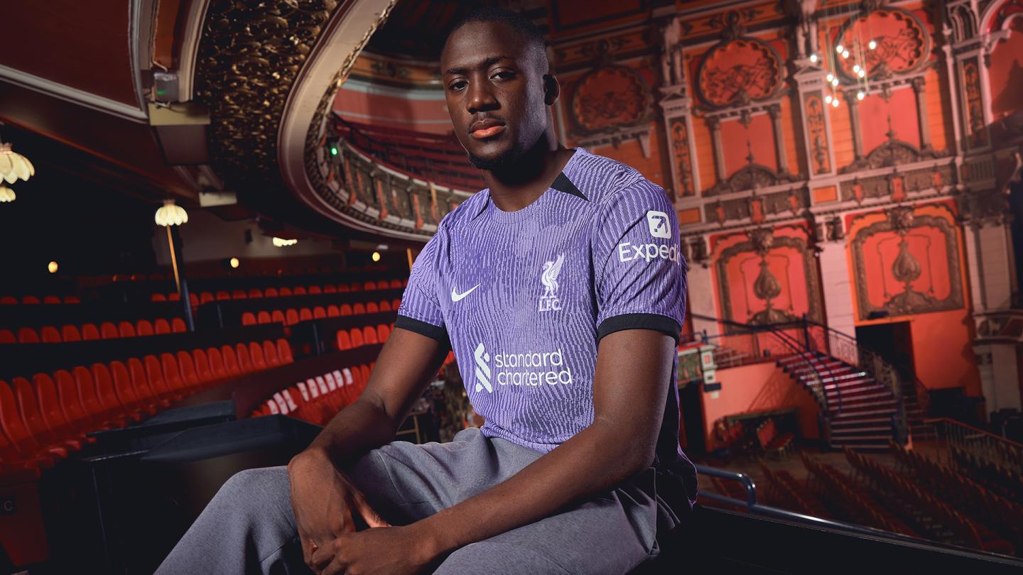 Photoshoot: Reds stars try out new Nike third kit at Liverpool Olympia ...