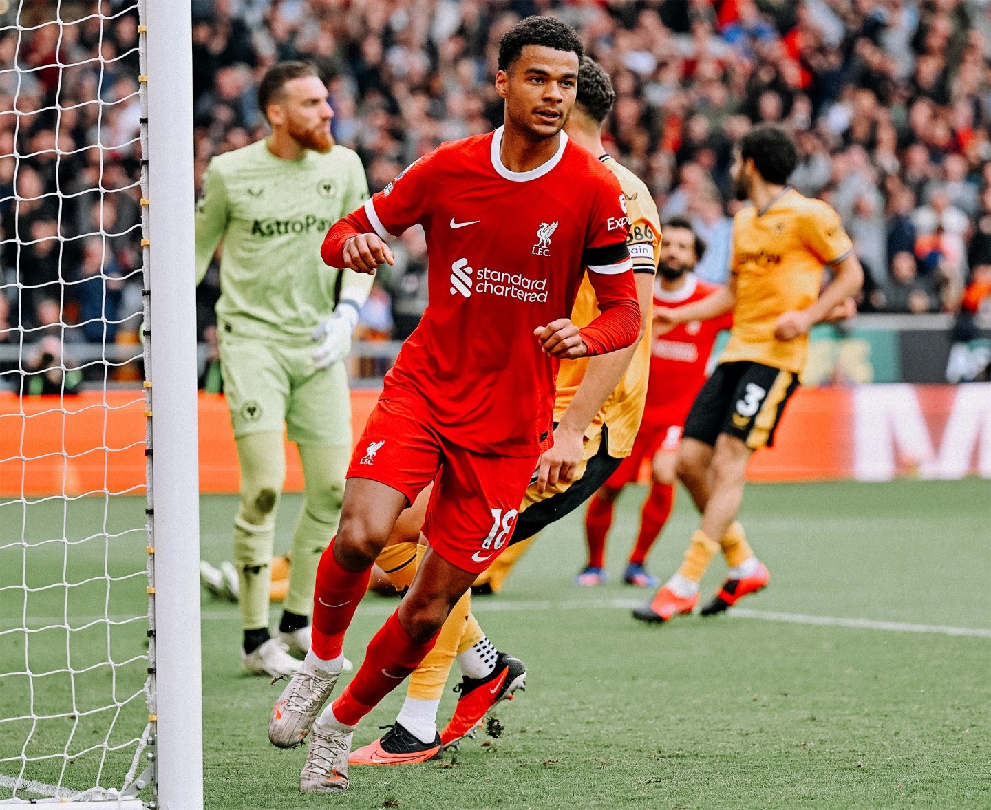 Another dramatic away comeback sees Liverpool beat Wolves 3-1 ...