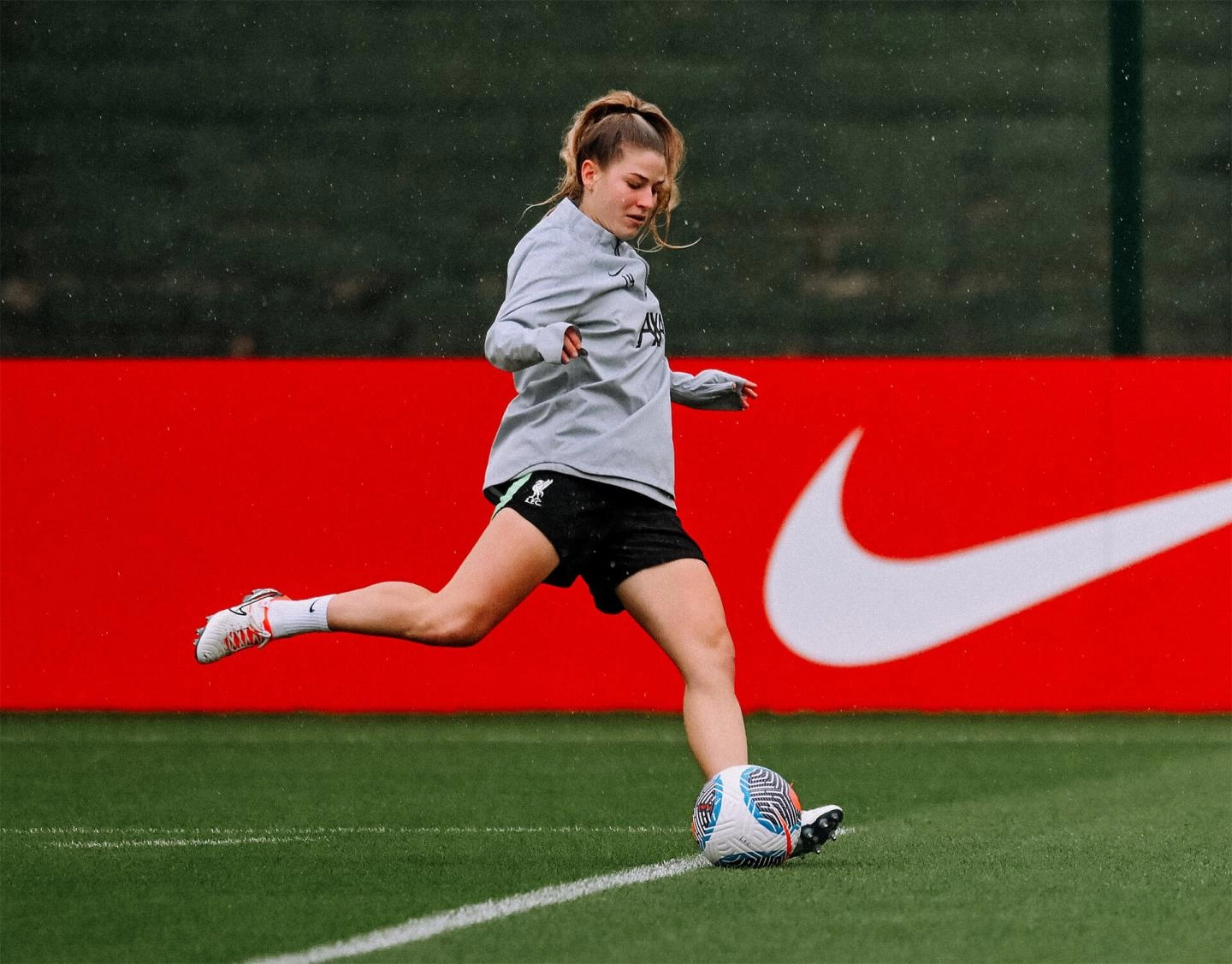 Photos: Liverpool FC Women in training ahead of trip to West Ham ...