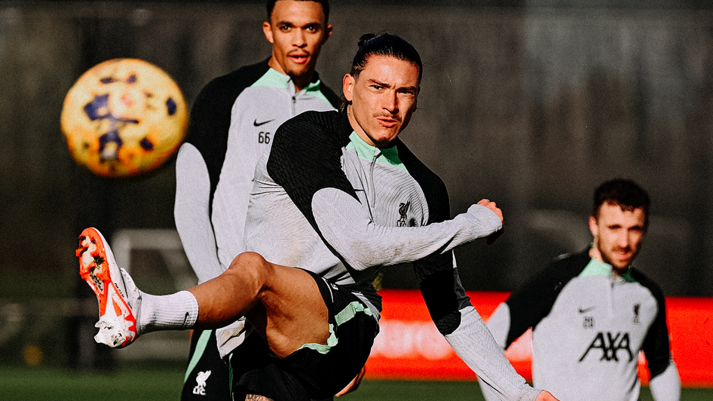 Confirmed Liverpool line-up v Luton Town - Liverpool FC