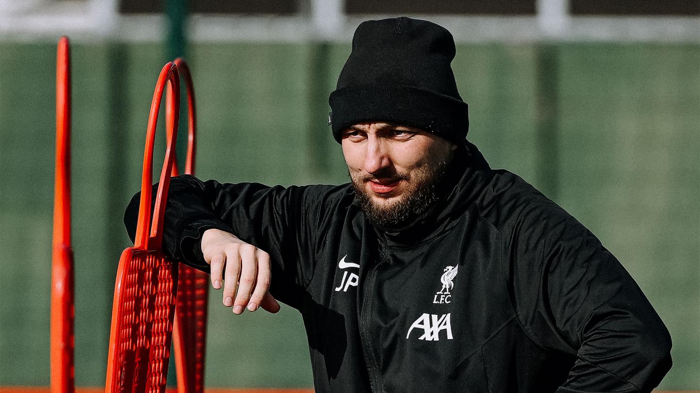 Conoce a Joe Potts: doble centurión femenino de la LFC y ganador del ...