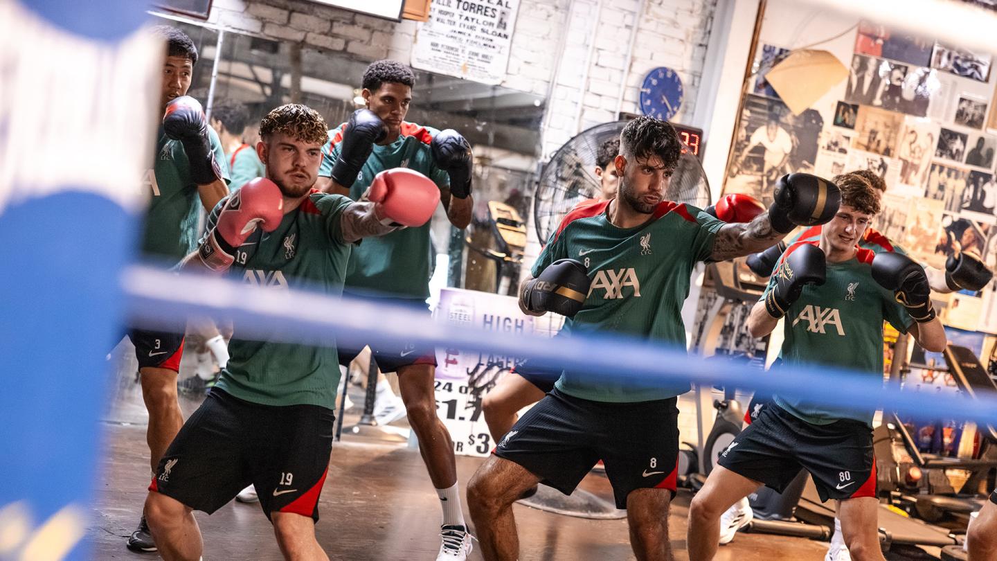 Photos: Inside Reds' special workout at historic Philadelphia boxing ...
