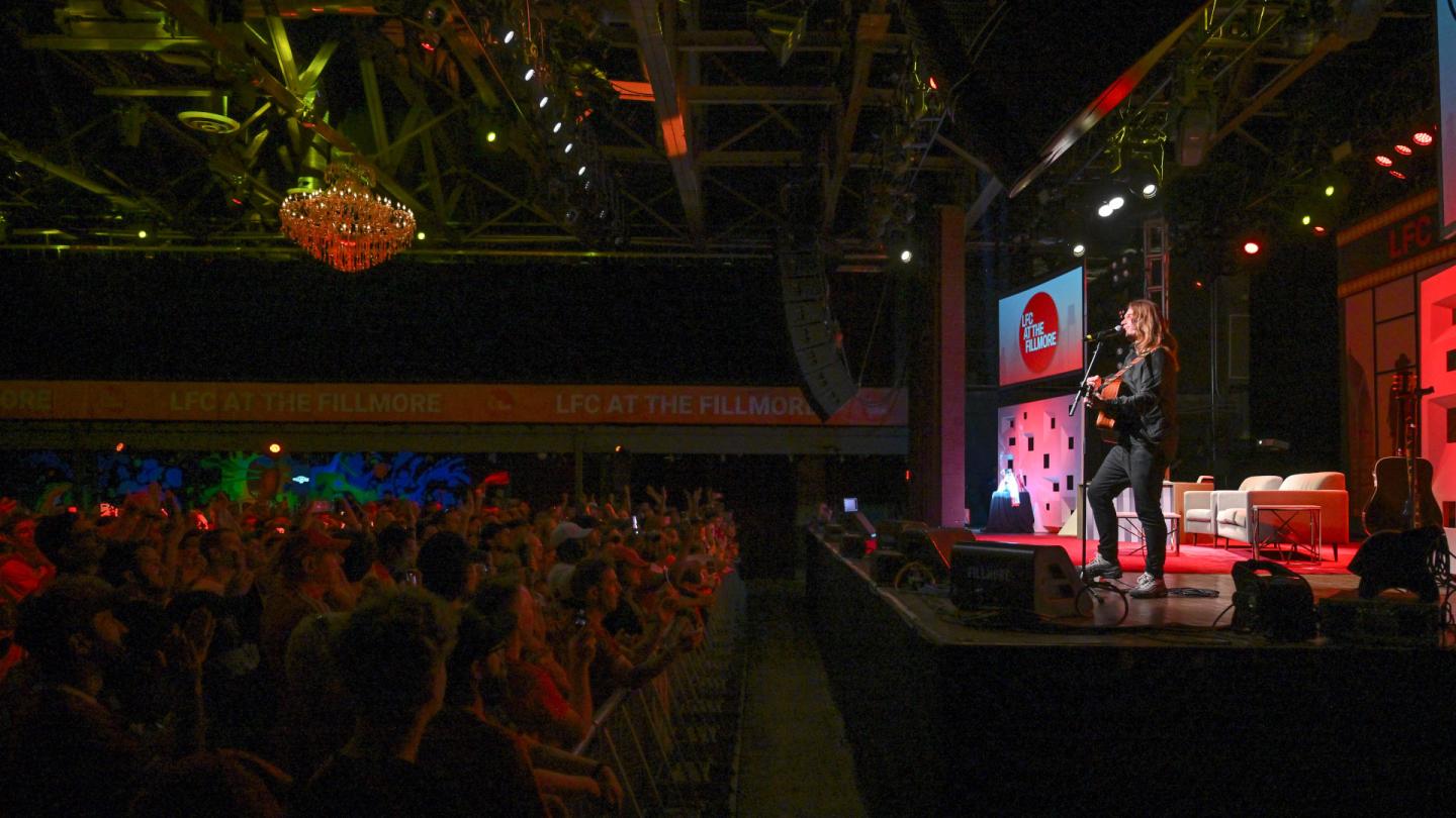 Players visit and a Jamie Webster set - photos from 'LFC at The ...