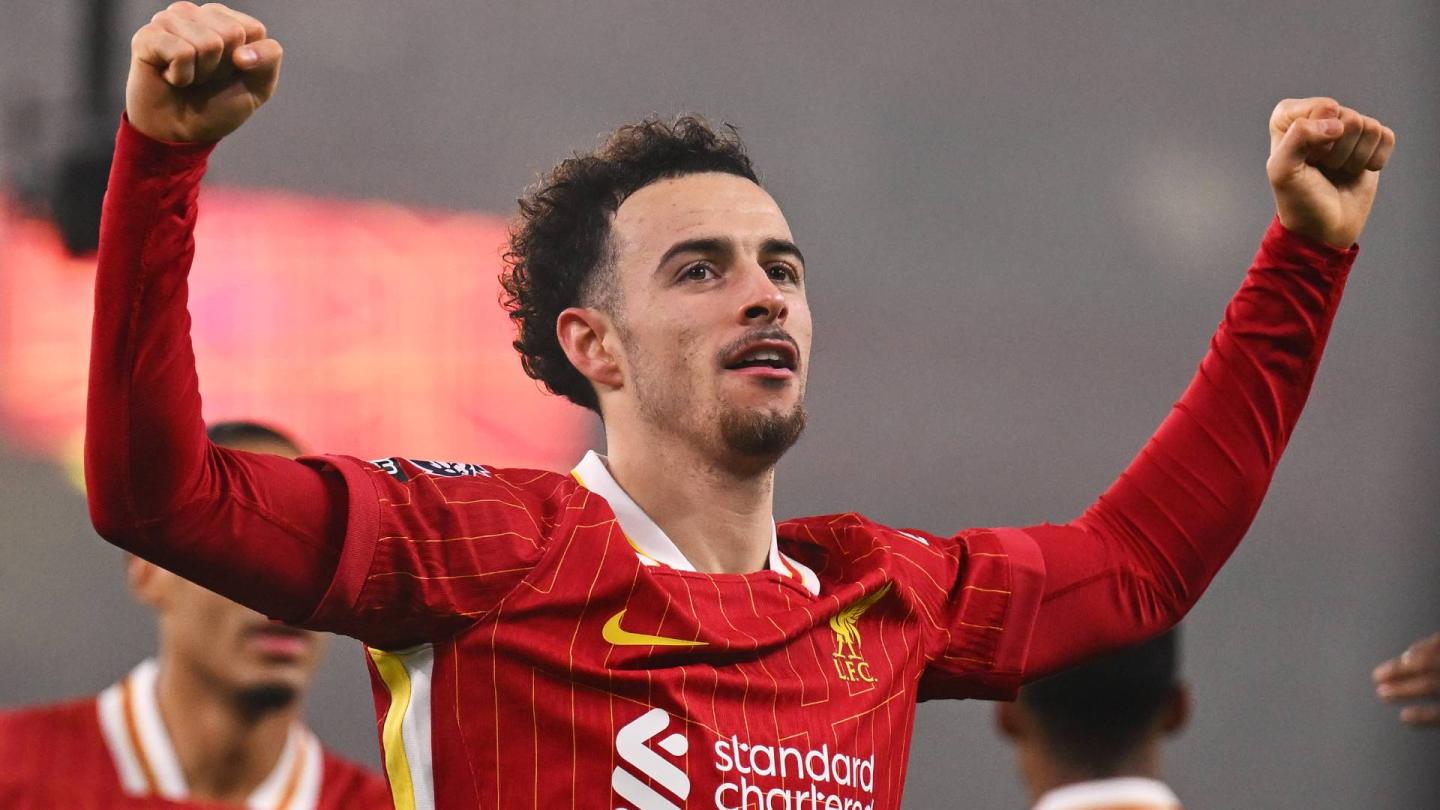 Curtis Jones interview: West Ham, remaining level-headed and texts from ...