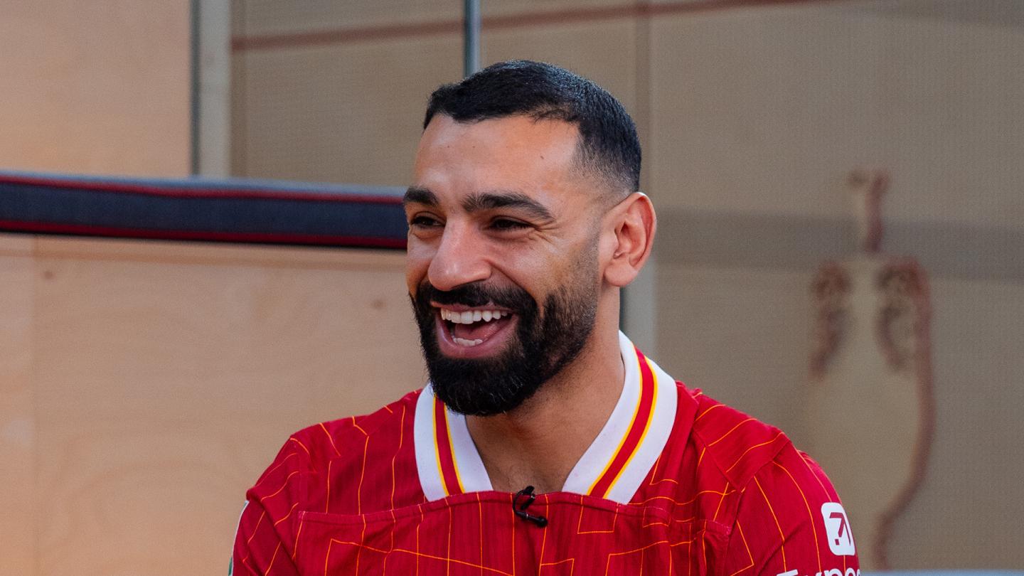 Mo Salah: I'd love to be taking a post-match selfie with Virgil ...