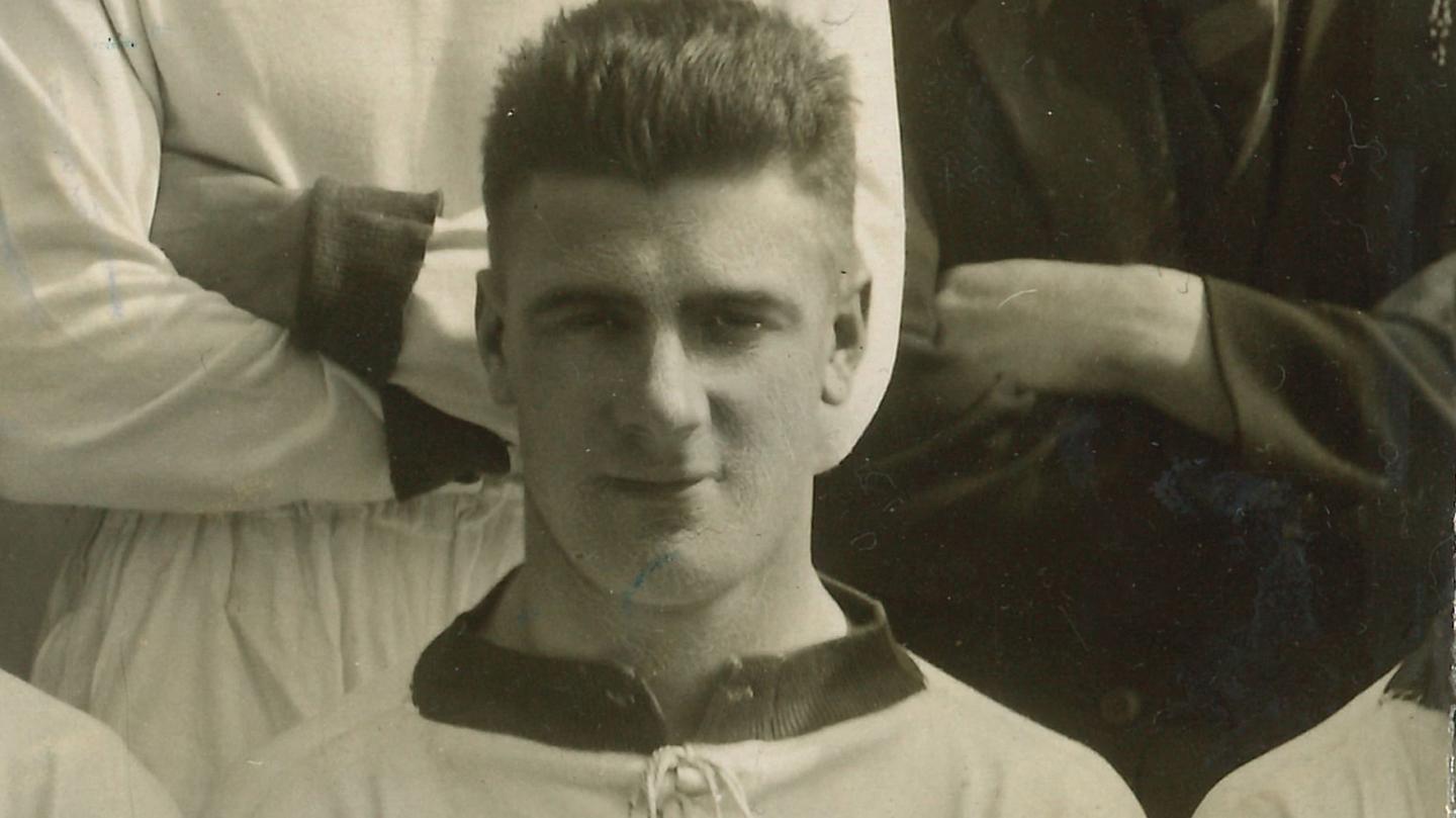 Liverpool FC — Tom Morrison