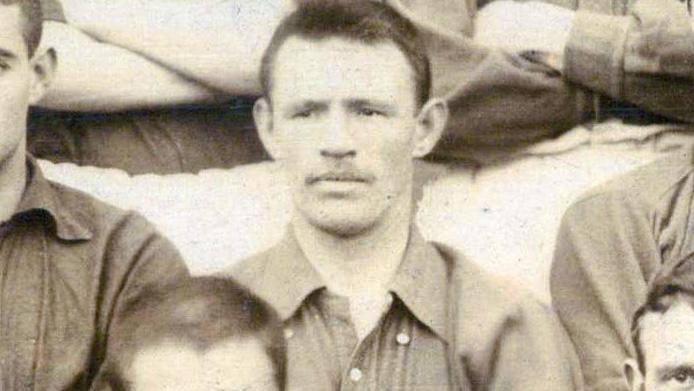 Liverpool FC — Rab Howell