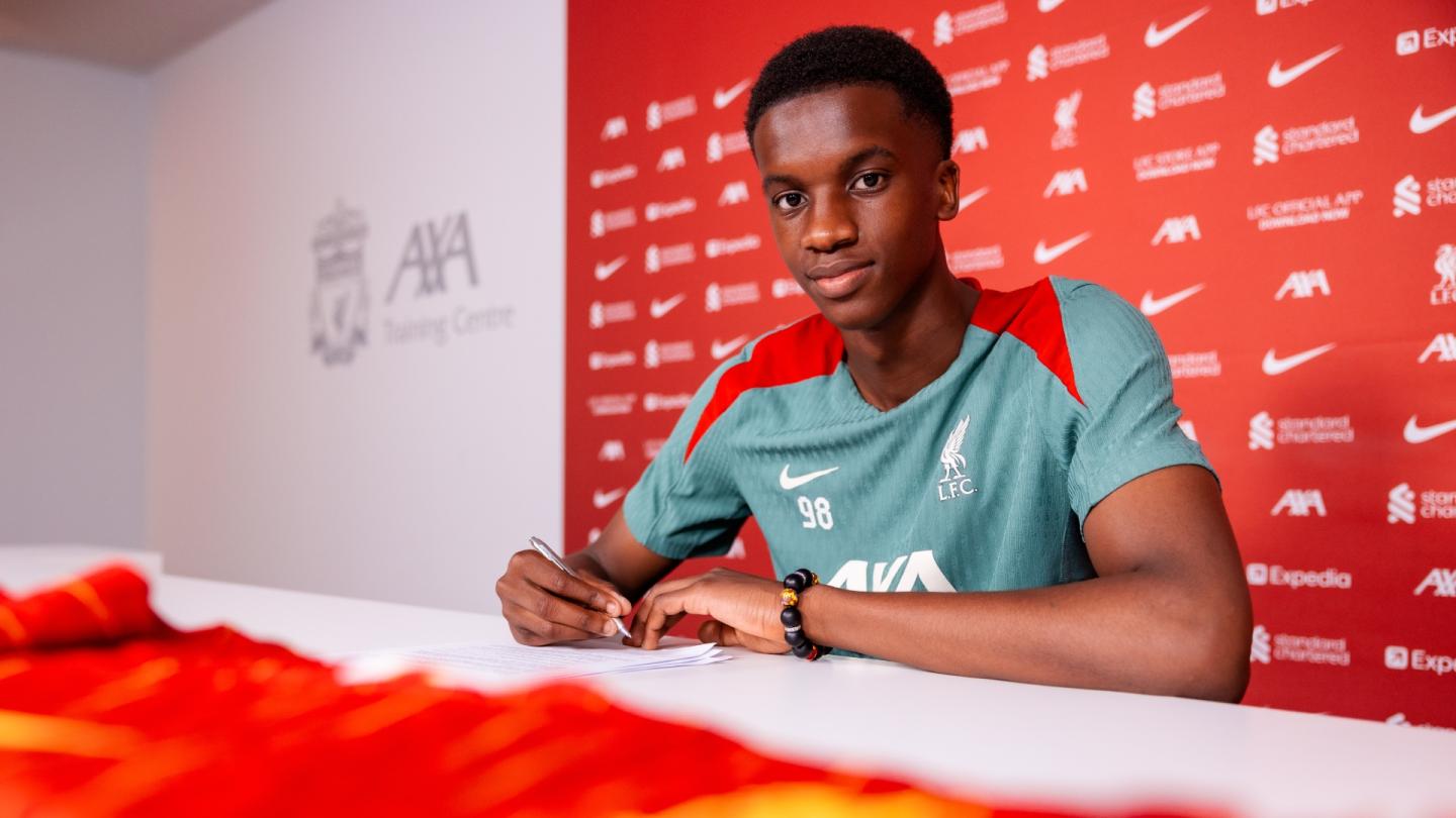 In photos: Trey Nyoni pens new Liverpool deal - Liverpool FC