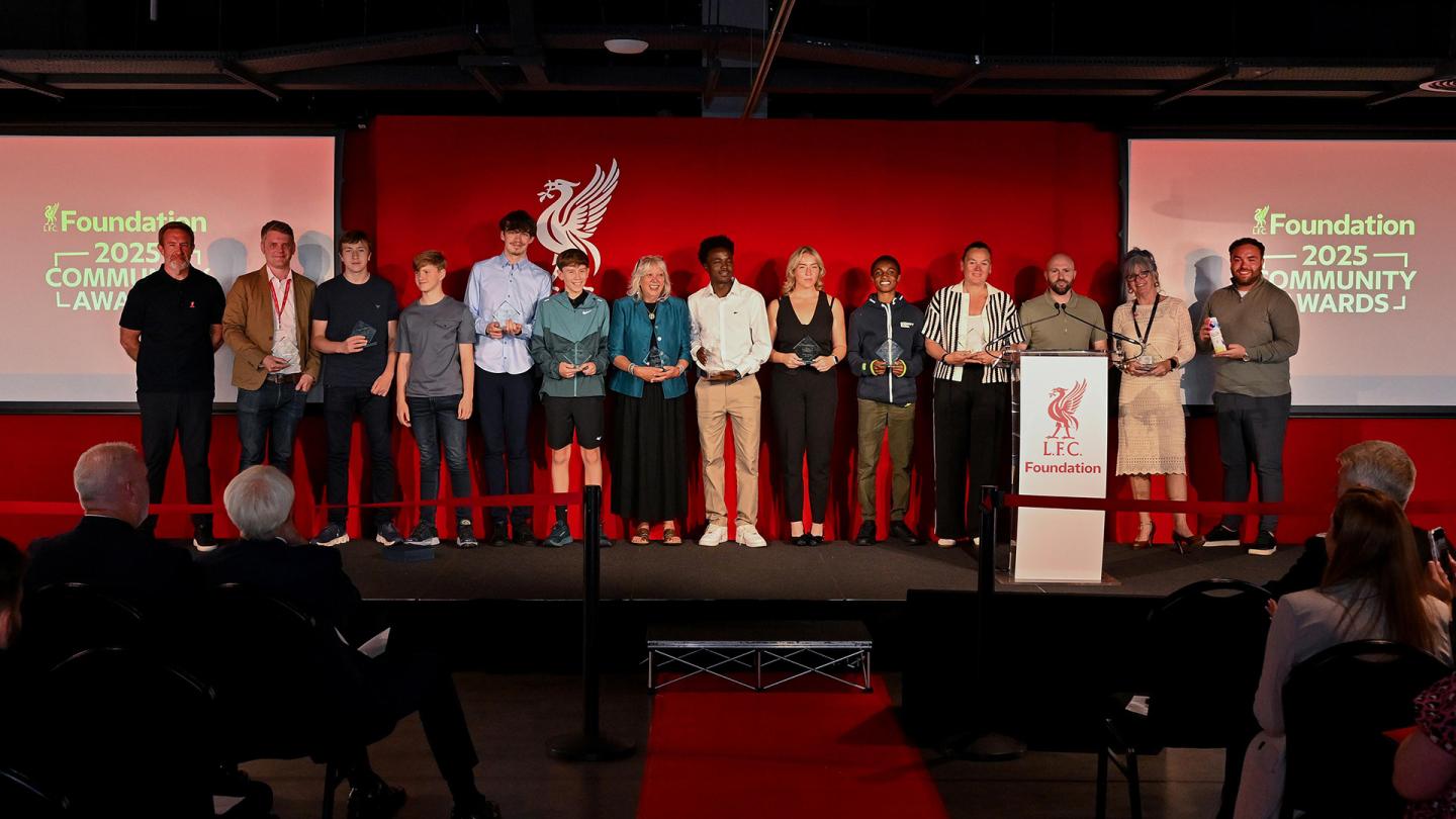 มูลนิธิ LFC ฉลองฮีโร่ในรางวัลชุมชนปี 2025 - Liverpool FC