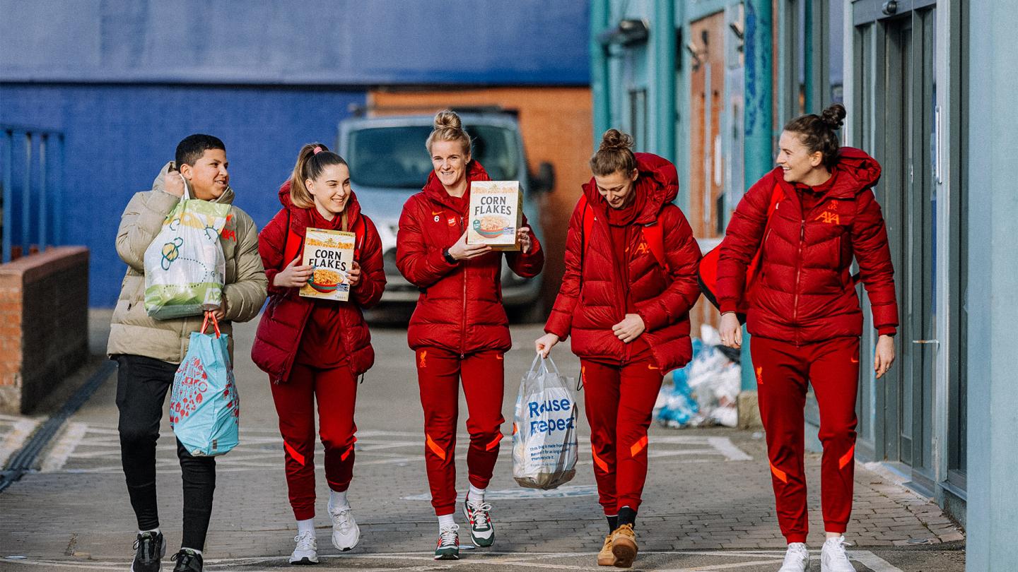 Fans Supporting Foodbanks truck to return for Arsenal FA Cup tie ...