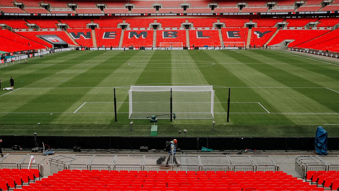 Travel advice for fans heading to Wembley by train - Liverpool FC