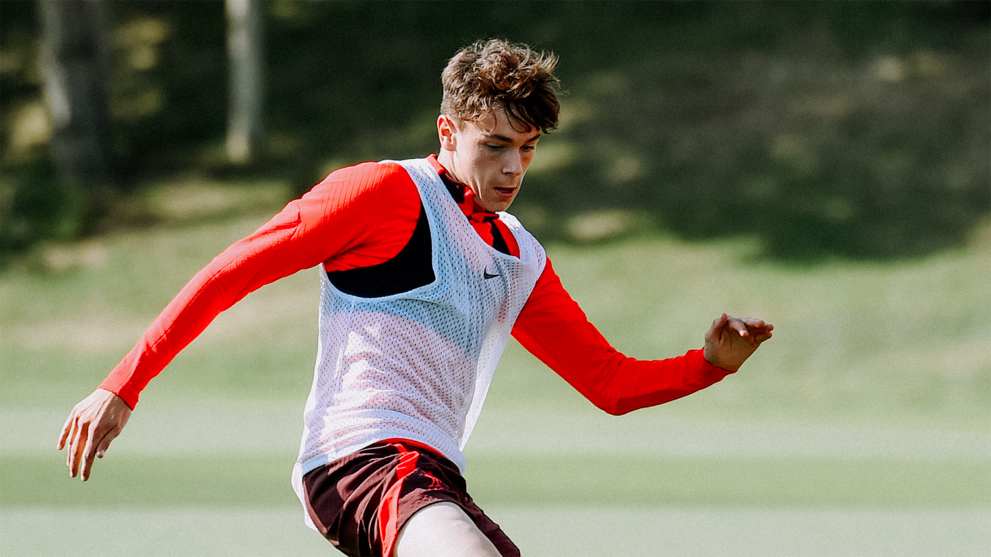 Luke Chambers signs new Liverpool FC contract - Liverpool FC