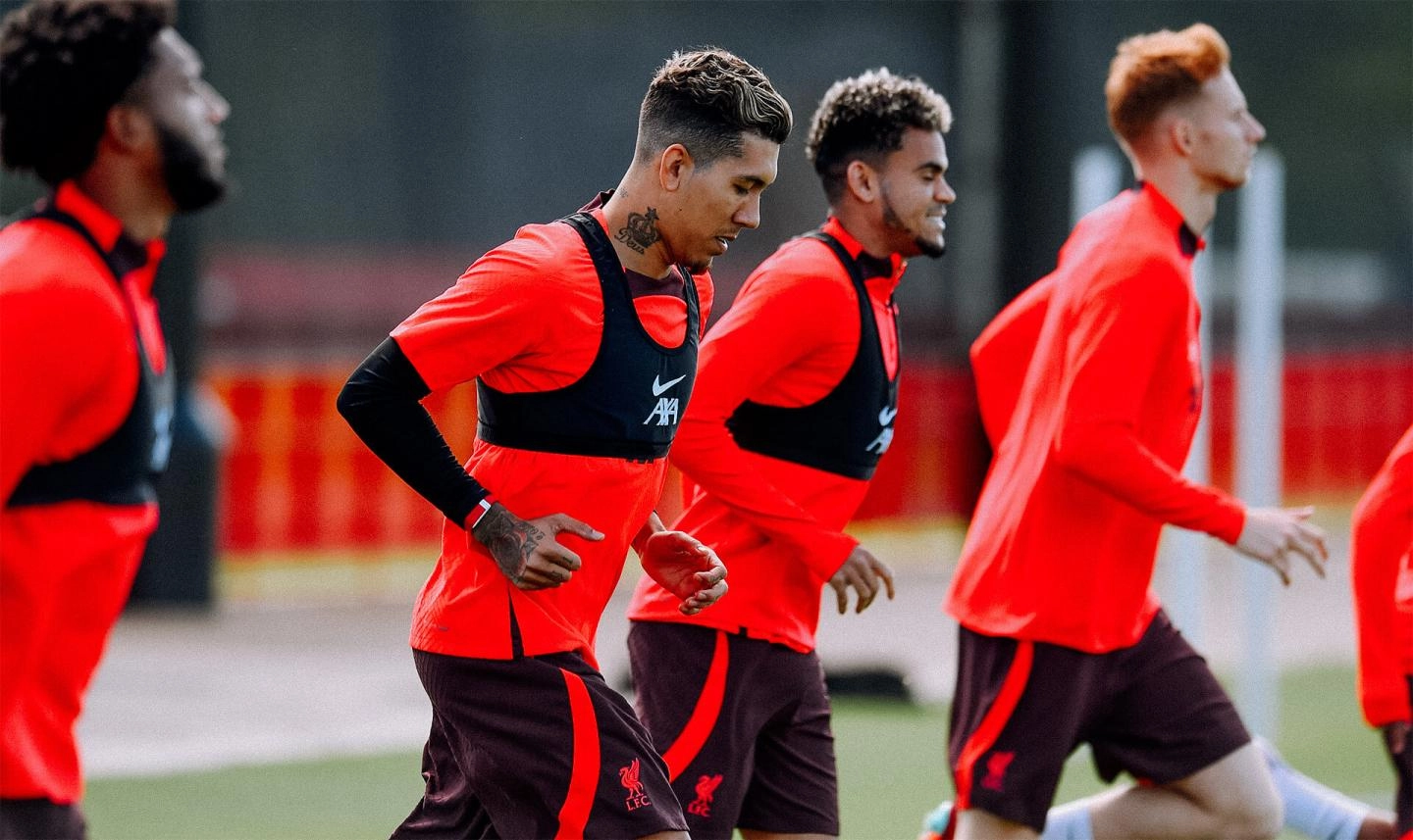 32 photos from Liverpool's second training session on Tuesday ...