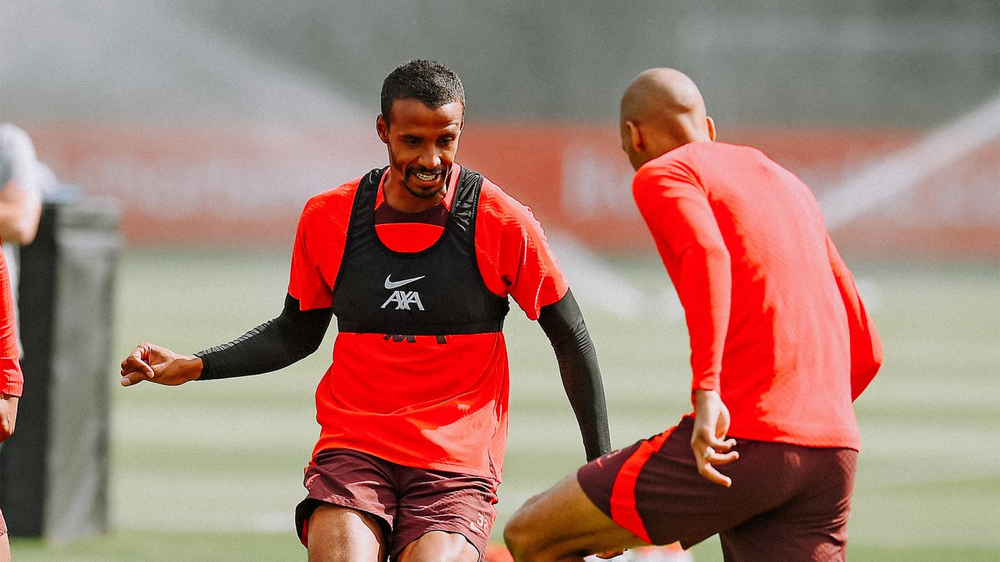 Photos: Matip and Jones in Liverpool training ahead of Newcastle clash ...