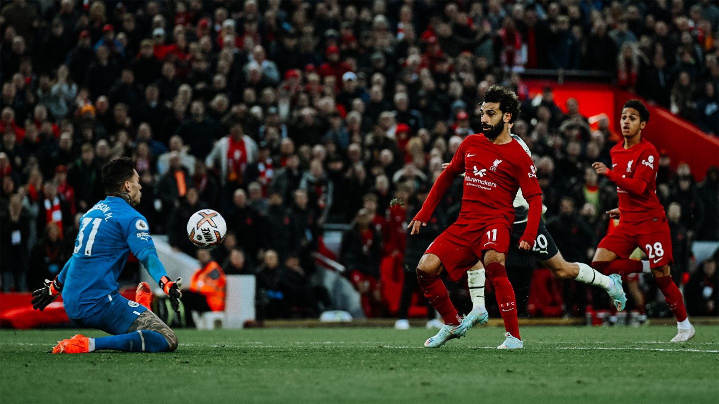 Watch every angle of Mohamed Salah's stunning Manchester City goal ...