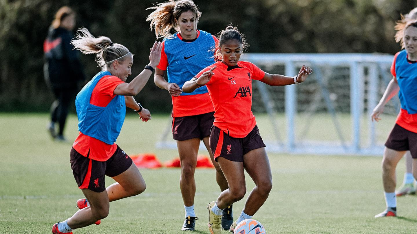 Photos: LFC Women in training ahead of Man City trip - Liverpool FC