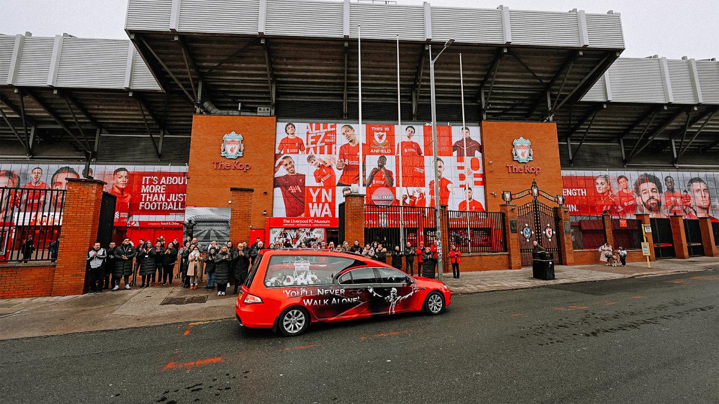 David Johnson's hearse passes Anfield on day of funeral - Liverpool FC