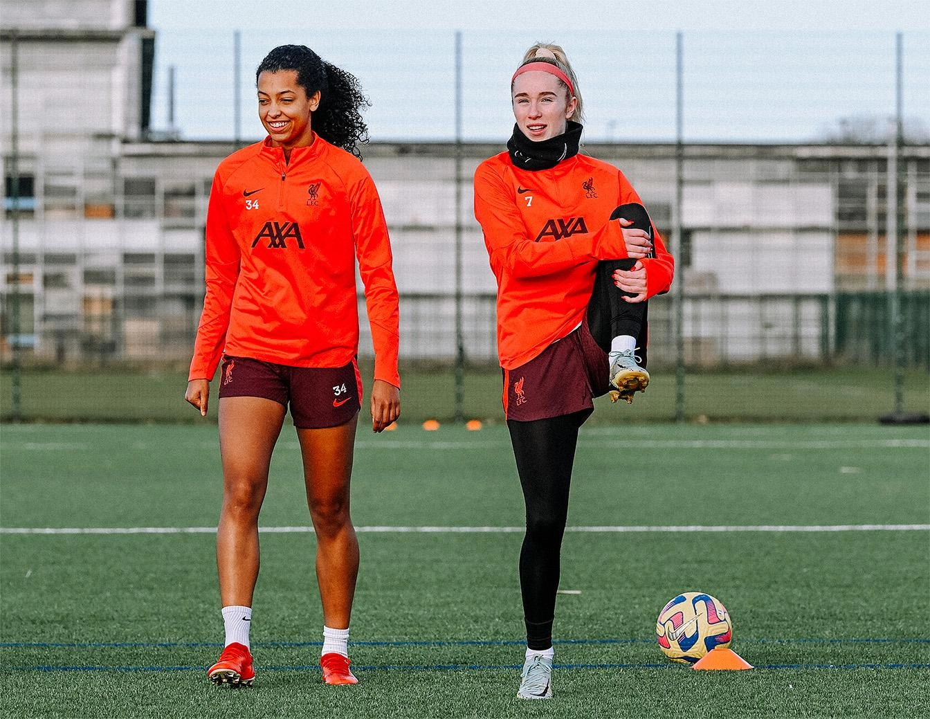 Photos: Gemma Bonner trains with LFC Women after returning to the club ...