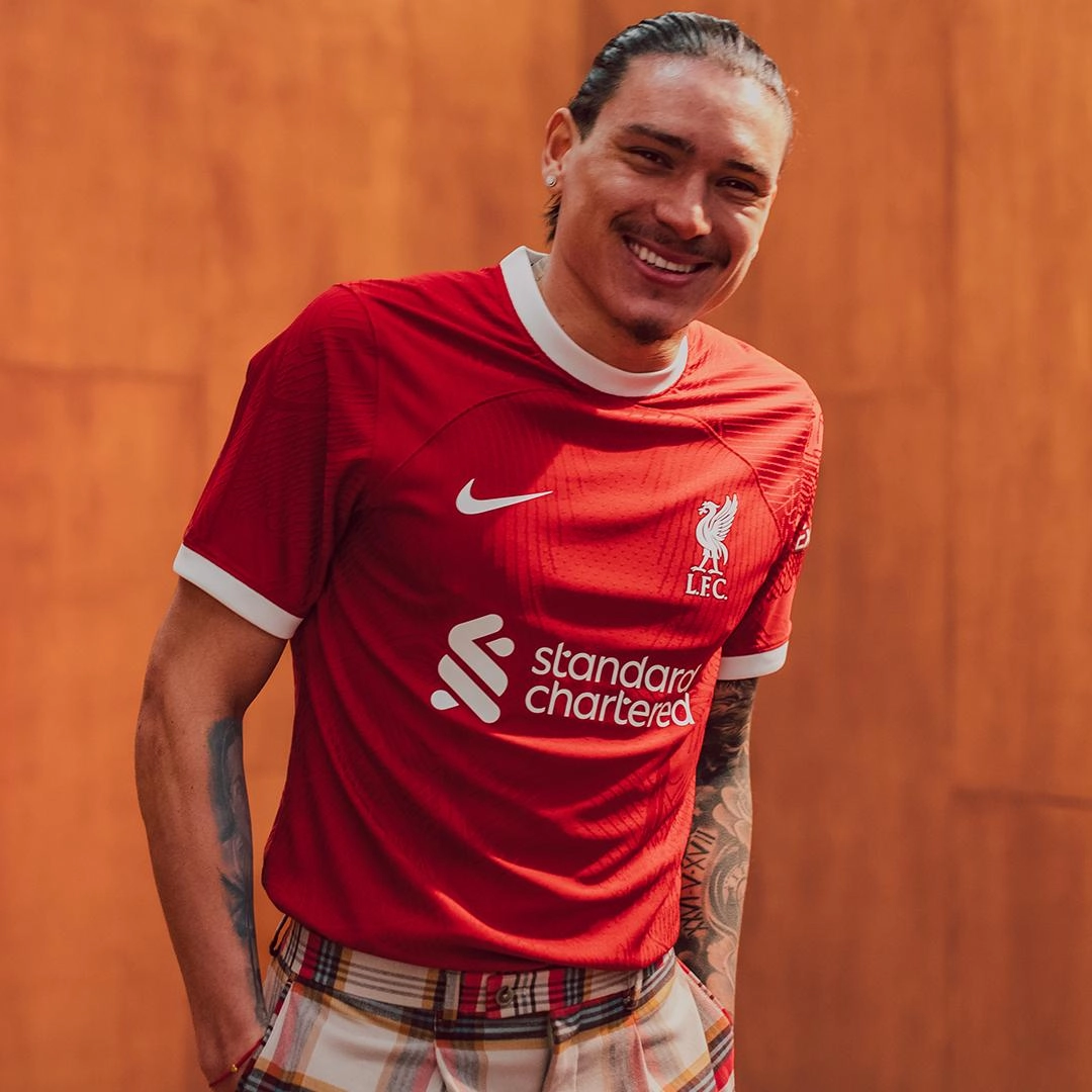 Gallery: Behind the scenes of Reds' new home kit photoshoot - Liverpool FC