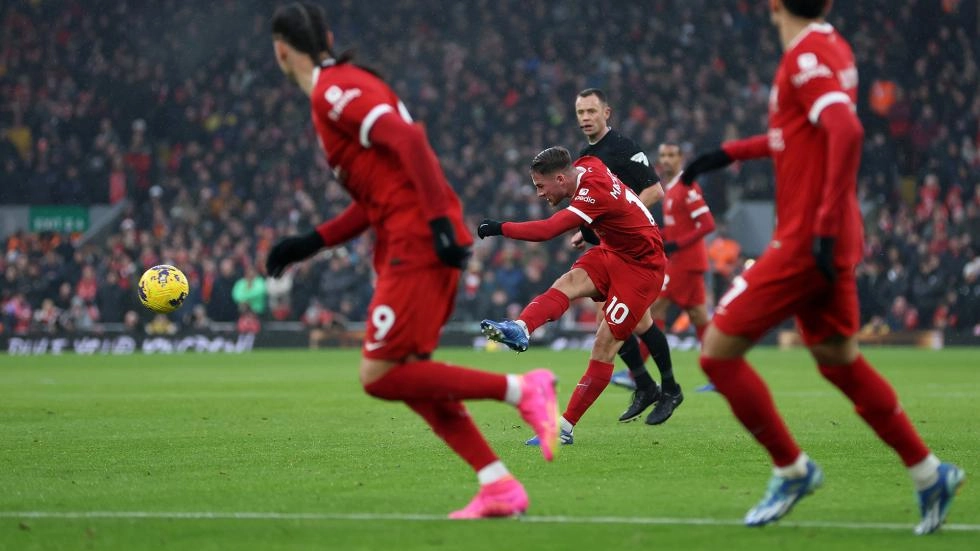 Wataru Endo, midfielder - Liverpool FC