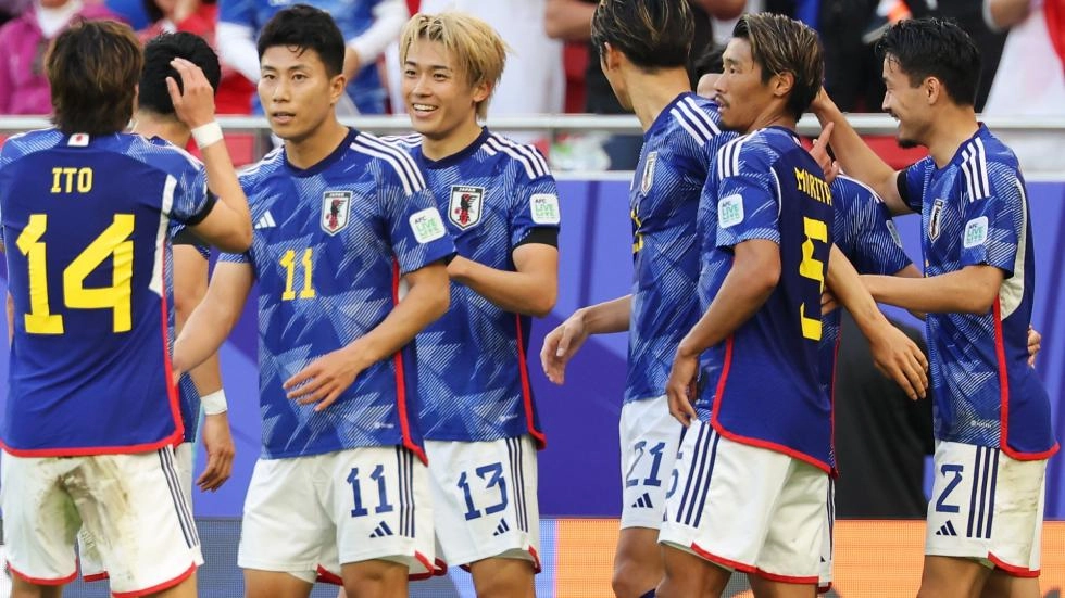 Wataru Endo, midfielder - Liverpool FC