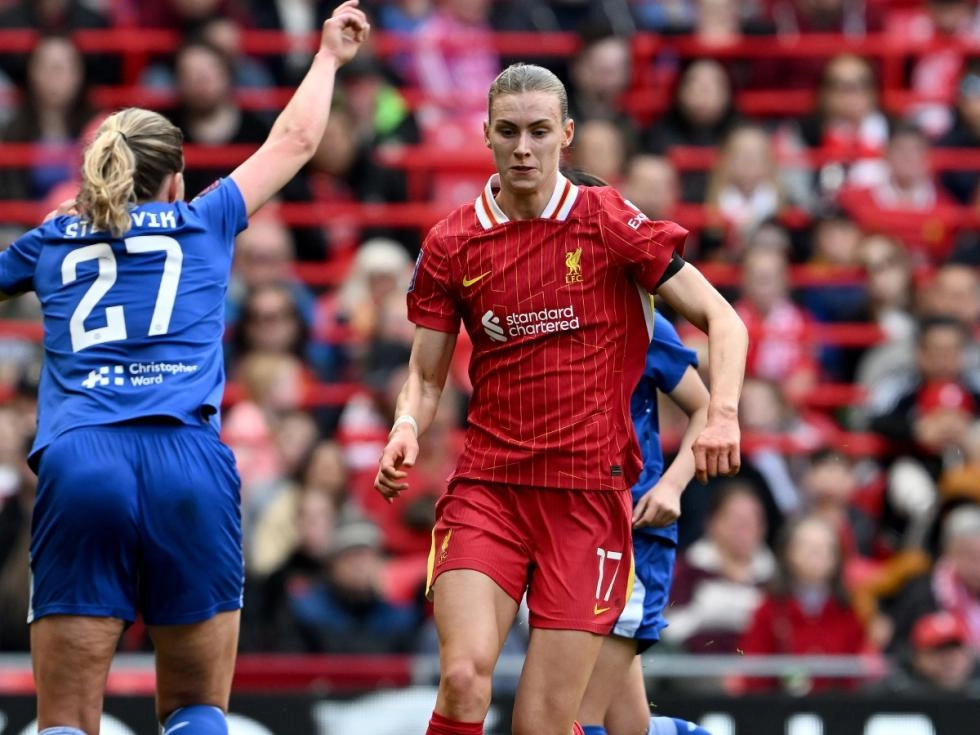 Liverpool beaten by Everton at Anfield in WSL Merseyside derby ...