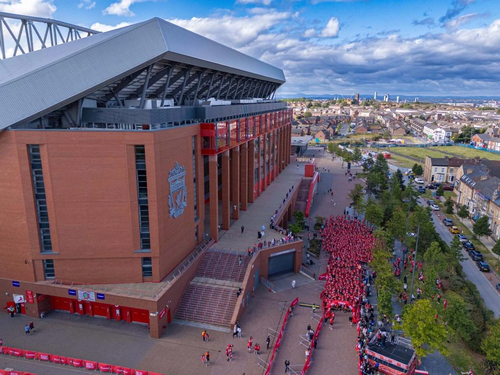 Run to Anfield event celebrates LFC Foundation's health initiatives ...