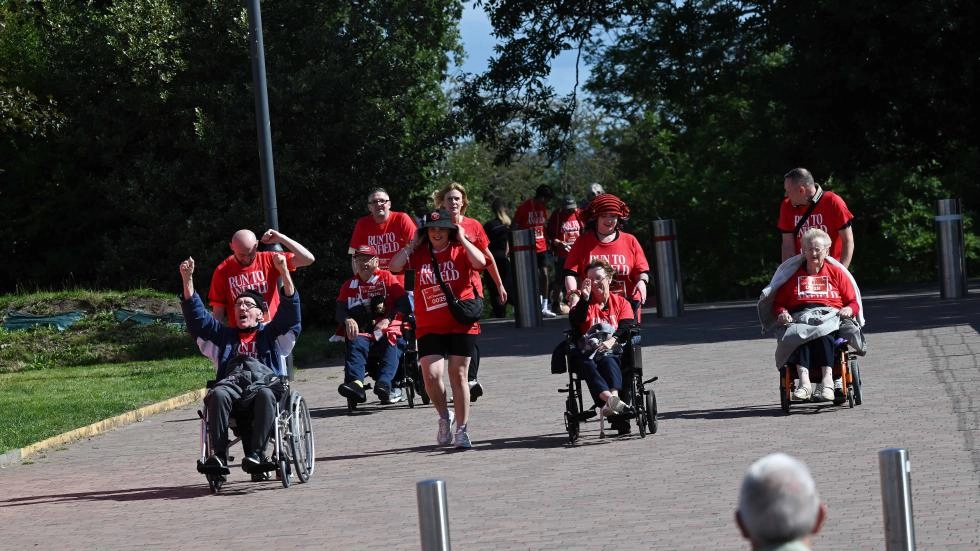 Run to Anfield event celebrates LFC Foundation's health initiatives ...
