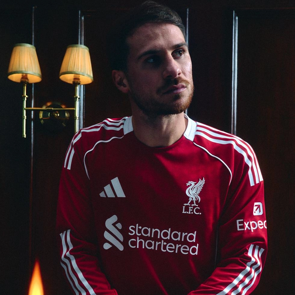 Le LFC et Adidas entament un partenariat de 10 ans et dévoilent de ...