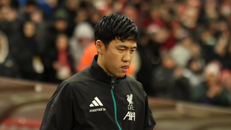 Wataru Endo, midfielder - Liverpool FC
