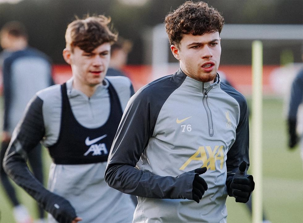 Liverpool in training ahead of AC Milan trip - Liverpool FC