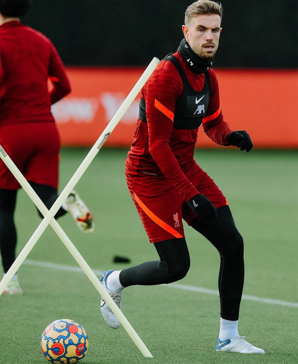 Thursday's training session as Liverpool prepare for Chelsea trip ...