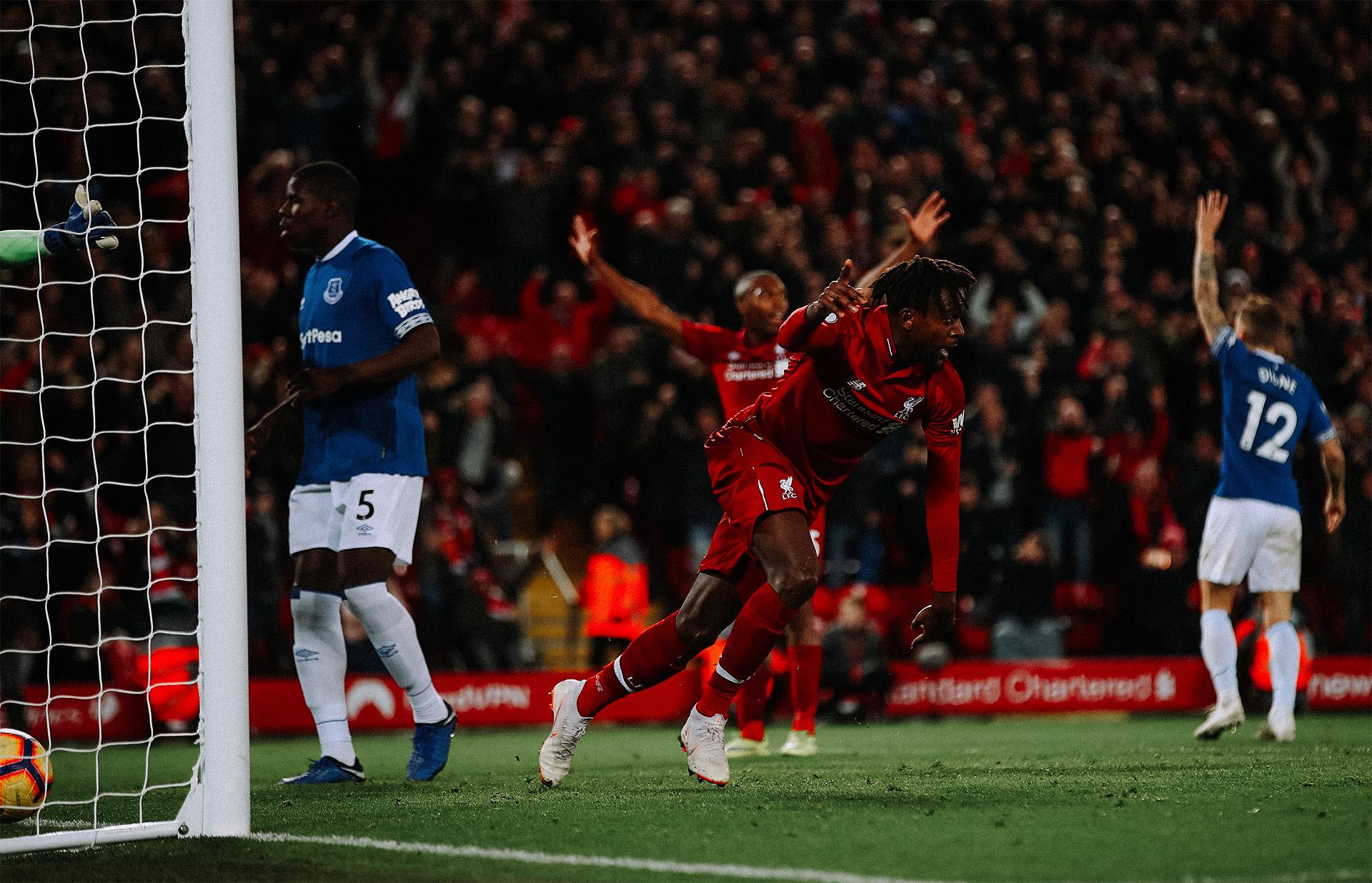 Luis Suarez Celebration Vs Everton